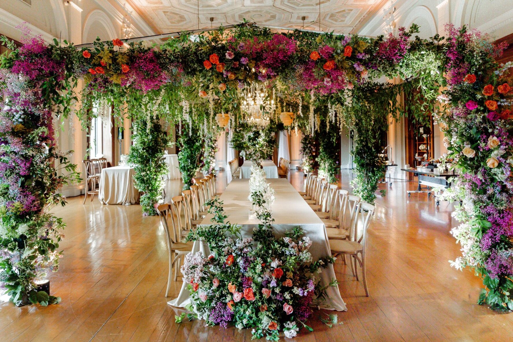 Weddings In Franklin Memorial Hall | Unique Venues